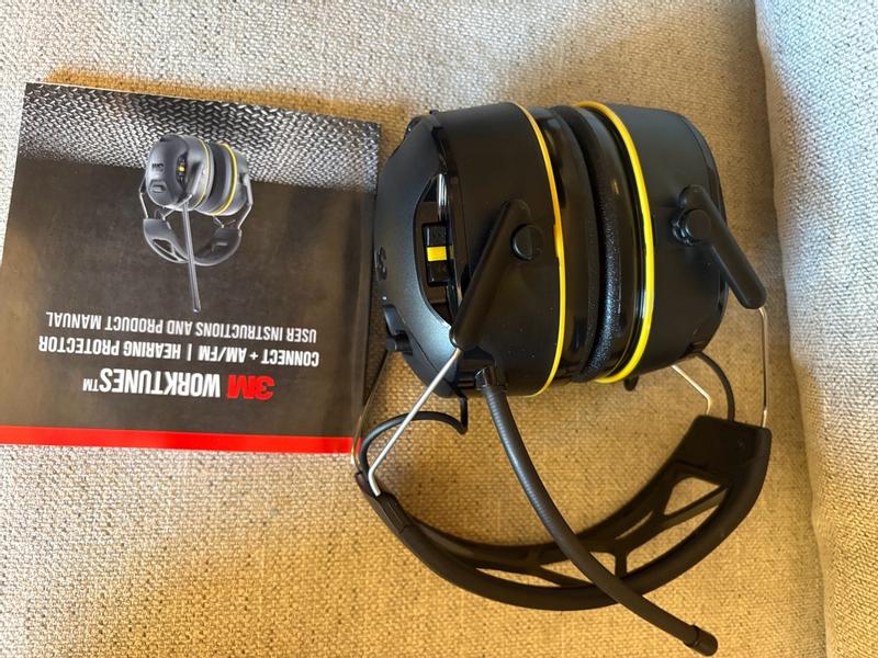 3M Wireless Hearing Protector Reusable Hearing Protection Earmuffs with ...