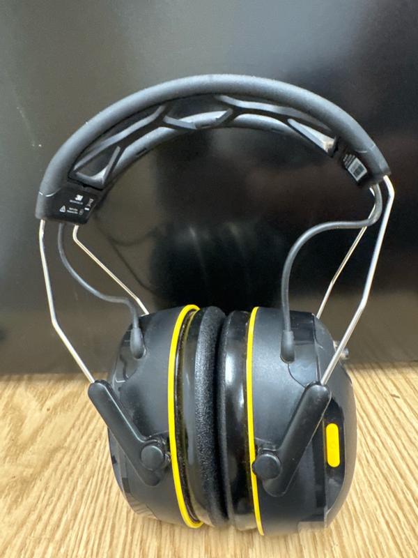 3M Wireless Hearing Protector Reusable Hearing Protection Earmuffs ...