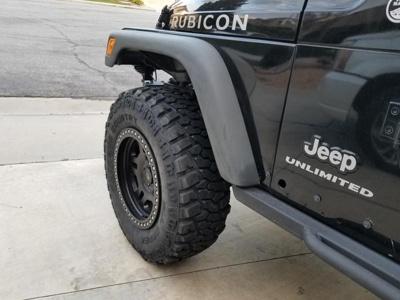 Goodyear LT285/70R17 Tire, Kelly Edge MT - 357310333 | 4wheelparts.com