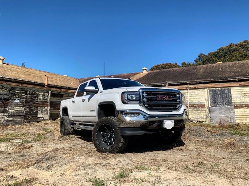 Pro Comp 6 Inch Lift Kit with Front and Rear Pro-Runner Shocks ...