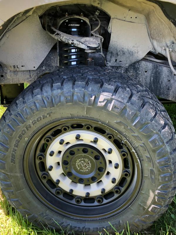 Pro Comp 6 Inch Lift Kit with Front MX2.75 Coilovers and Pro Runner ...