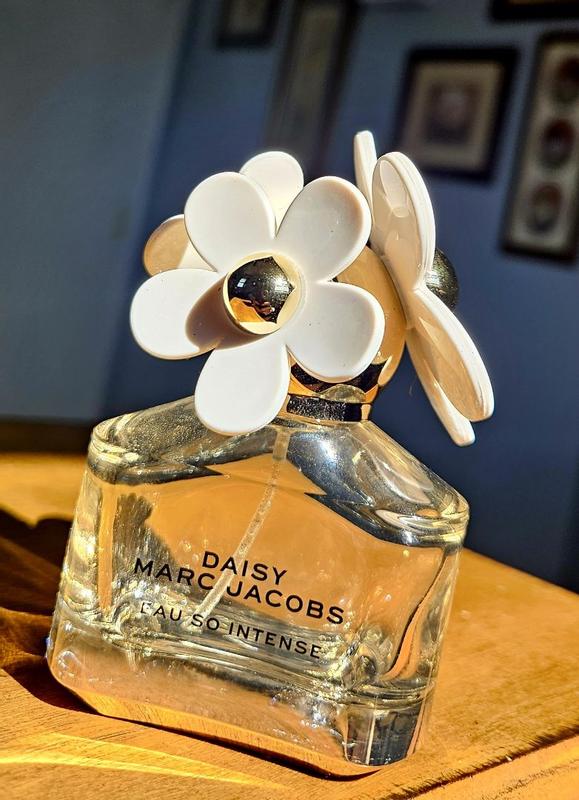 MARC JACOBS Daisy Eau So Intense Eau de Parfum Fragrance Collection ...
