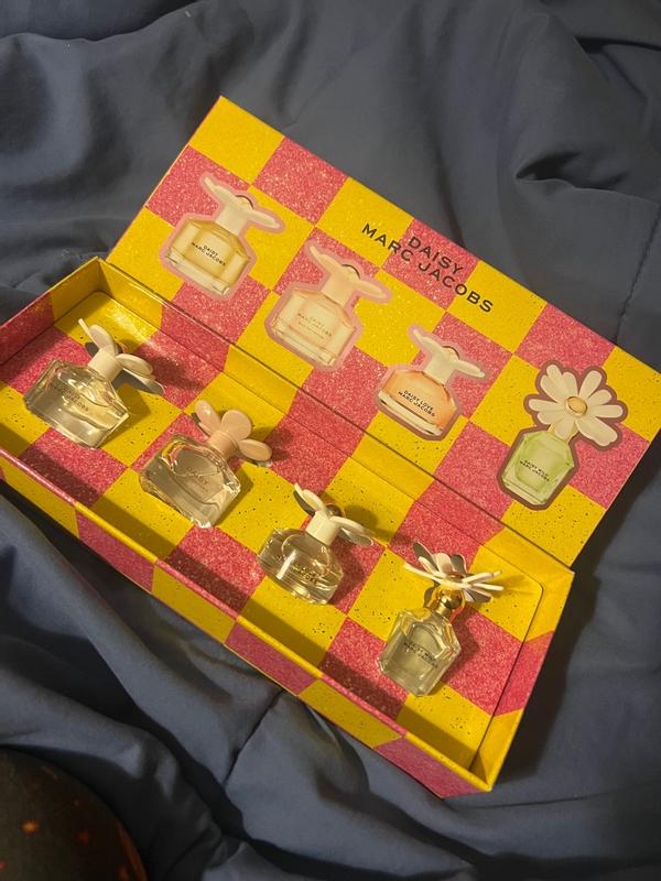 Marc Jacobs Women's 4-Pc. Daisy Multi Holiday Gift Set - Macy's