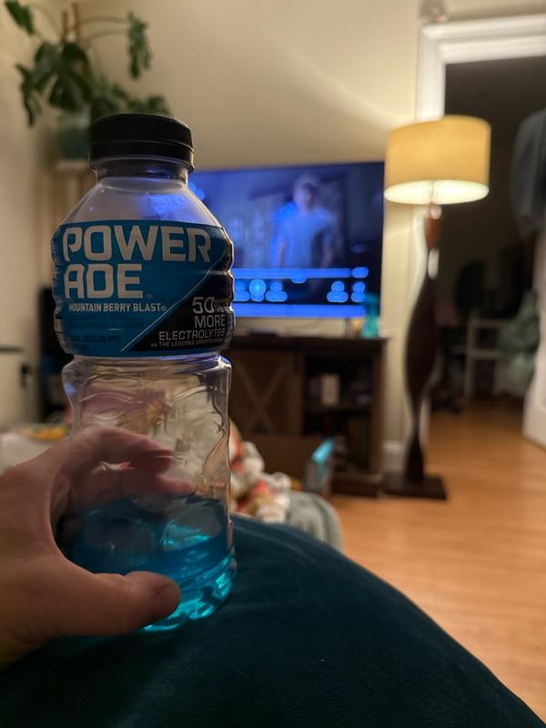 POWERADE 8-Pack 20-fl oz Berry Soft Drink 00049000045659 at Lowes.com