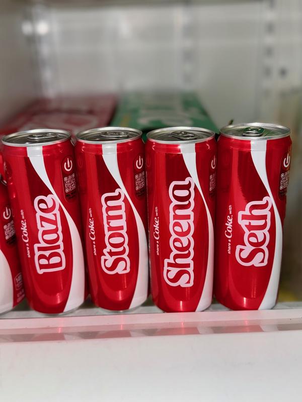 Coca-Cola Refreshing Soft Drink, 20 oz Bottle, Crisp Taste, 57mg ...