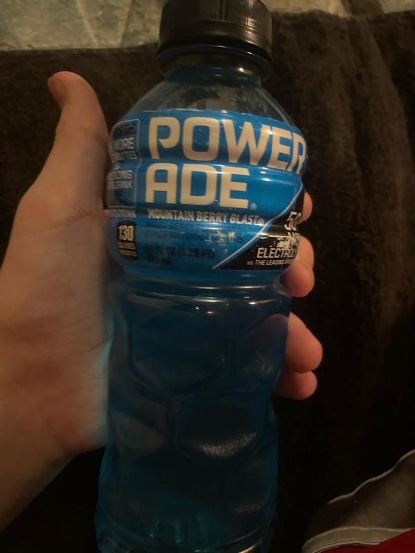 POWERADE 8-Pack 20-fl oz Berry Soft Drink 00049000045659 at Lowes.com