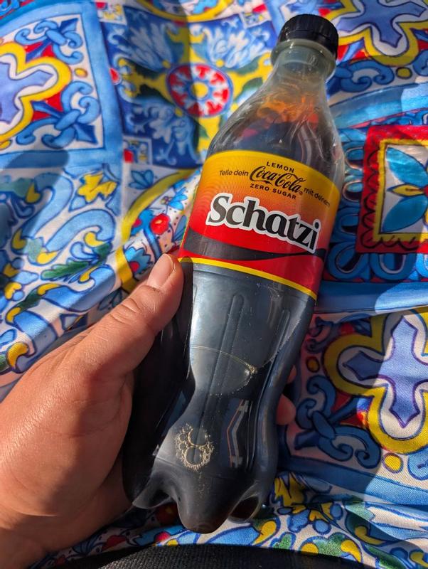 Coca-Cola Refreshing Soft Drink, 20 oz Bottle, Crisp Taste, 57mg ...