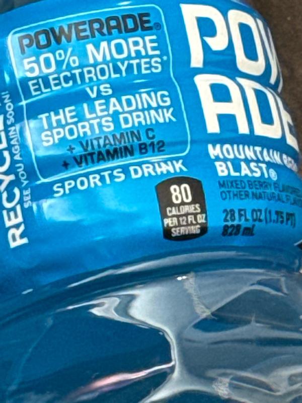 POWERADE POWERADE Mountain Berry Blast Bottles, 28 fl oz 049000079357 ...