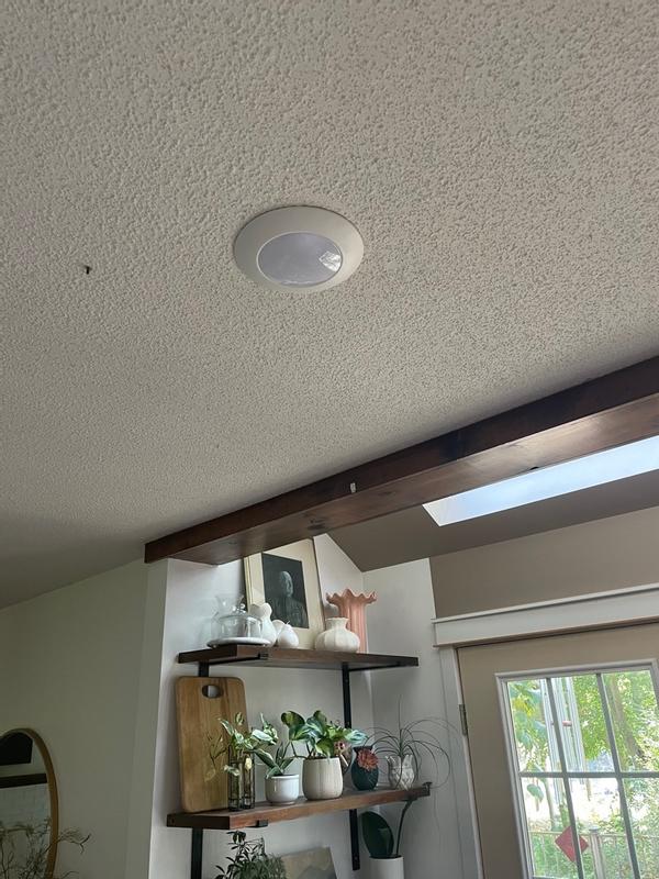 HALO HLCE Series White 4-in 800-Lumen Bright White Round Dimmable LED ...