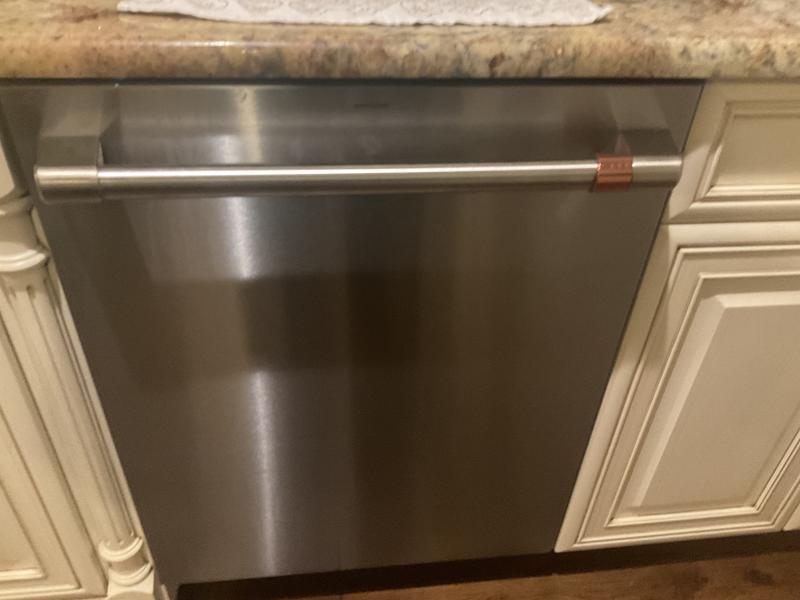 Cafe 24-in Top Control Smart Built-In Dishwasher With Third Rack (Matte ...