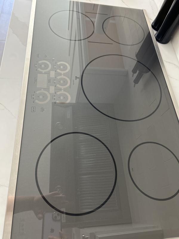 Cafe 36-in 5 Burners Stainless Steel Smart Induction Cooktop with ...