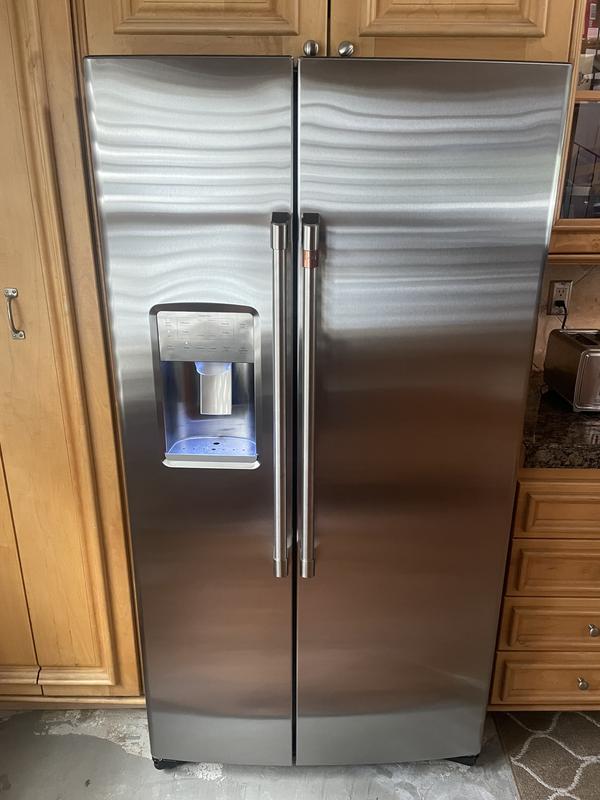 Cafe 21.9-cu ft Counter-depth Side-by-Side Refrigerator with Ice Maker, Water and Ice Dispenser ...