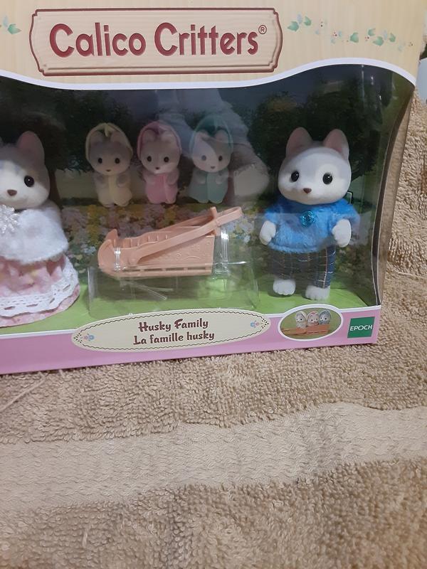 Calico Critters Husky Family, Set of 5 Collectable Doll Figures - Macy's