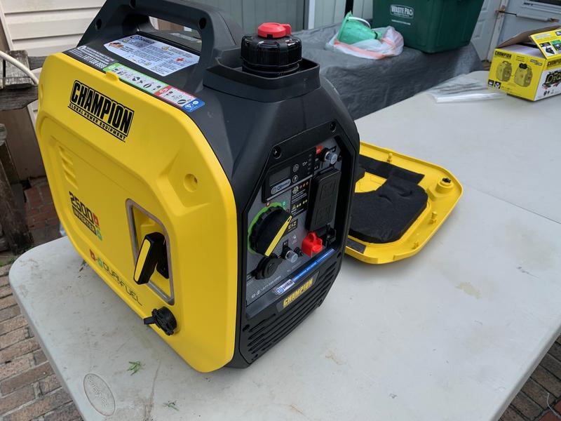 Champion Power Equipment 2500W Dual Fuel Portable Inverter Generator ...