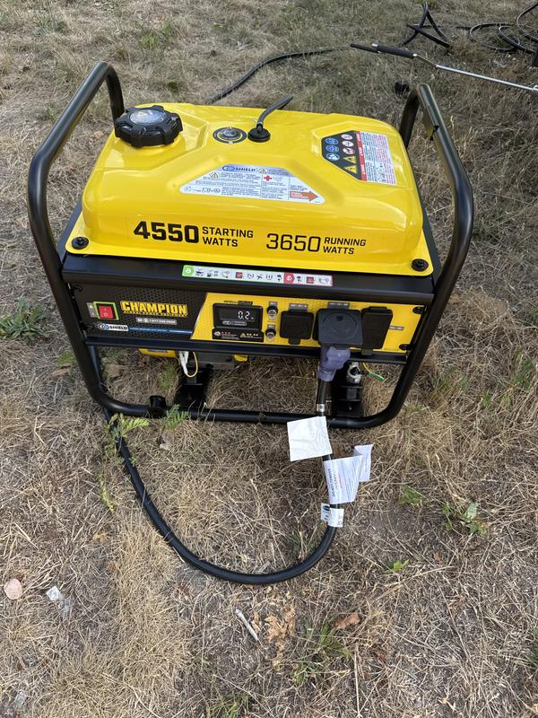 Champion Power Equipment CO Shield RV Ready 4550 / 3650 -Watt Single ...
