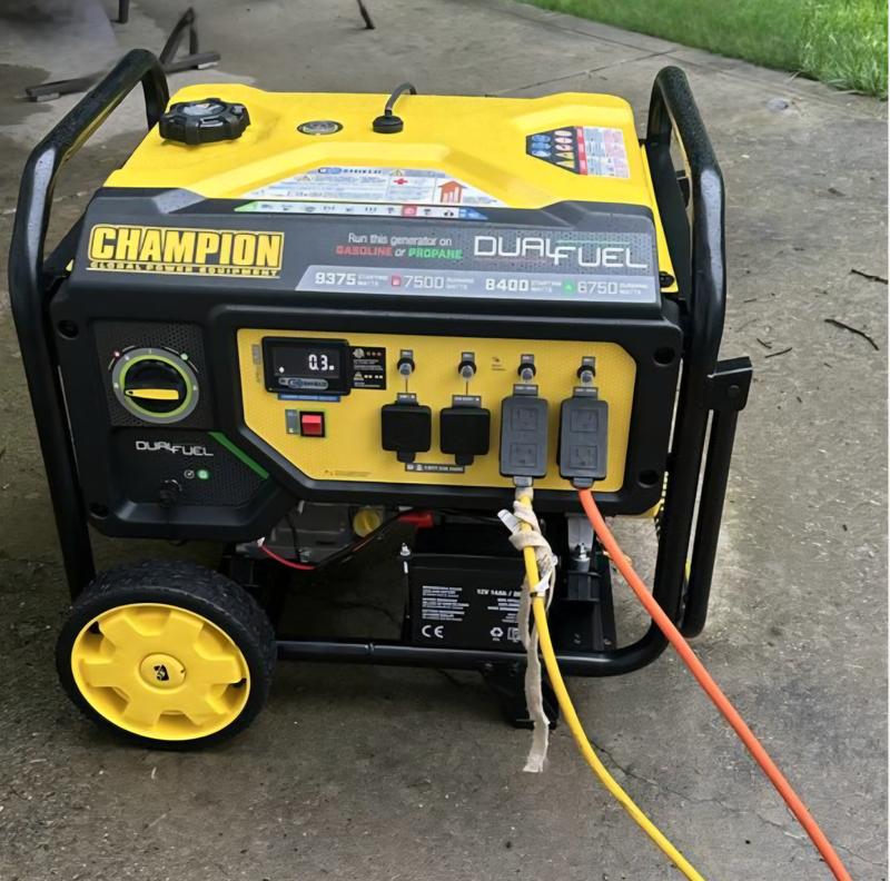Champion Power Equipment 7500W Electric Start Dual Fuel Backup Portable ...