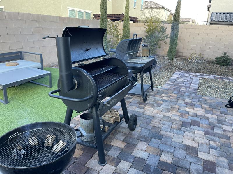 Char-Griller Grand Champ 20.08-in W Black Barrel Charcoal Grill in the ...