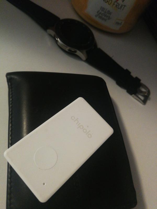 Chipolo CARD Bluetooth Tracking Device, White | Canadian Tire