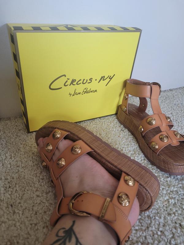 Circus NY by Sam Edelman Women's Katy Stud Platform Fisherman Sandals ...
