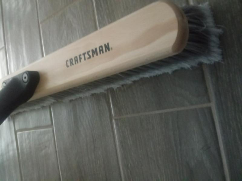 CRAFTSMAN 24-in Poly Fiber Smooth Surface Shop/Garage Push Broom ...