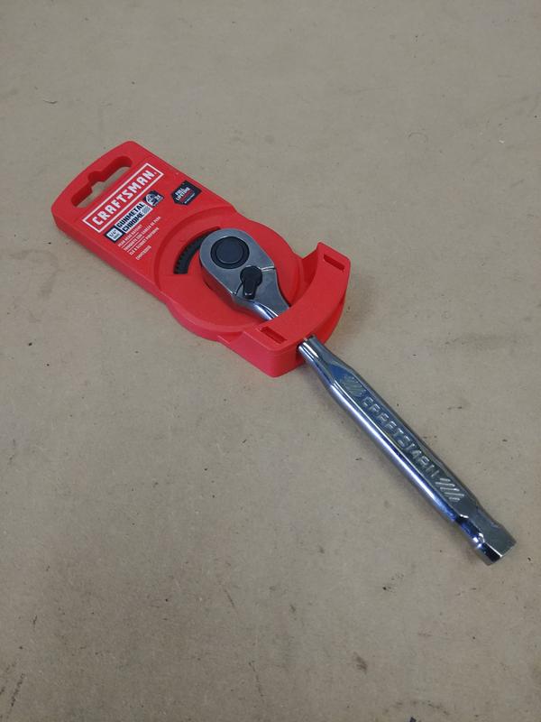 CRAFTSMAN 120-Tooth 1/4-in Drive Gunmetal Handle Ratchet CMMT82010 at ...