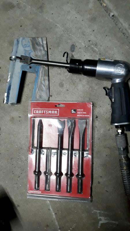 CRAFTSMAN 5-pc Chisel Set CMXZTSG1056NB at Lowes.com