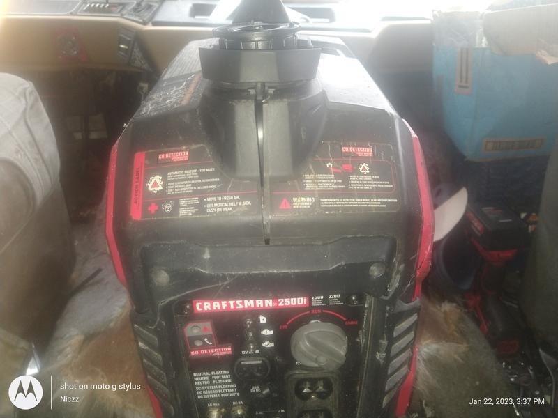 CRAFTSMAN 2500-Watt Inverter Generator in the Inverter Generators ...