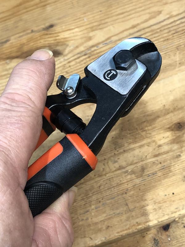 Crescent Pocket Wire Rope and Cable Cutter Ergonomic Design for ...