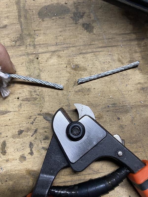 Crescent Pocket Wire Rope and Cable Cutter Ergonomic Design for ...