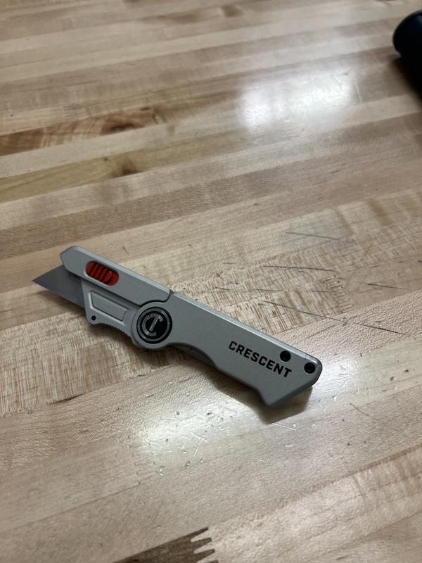 Crescent Compact 3/4-in 1-Blade Folding Utility Knife CTKCF at Lowes.com