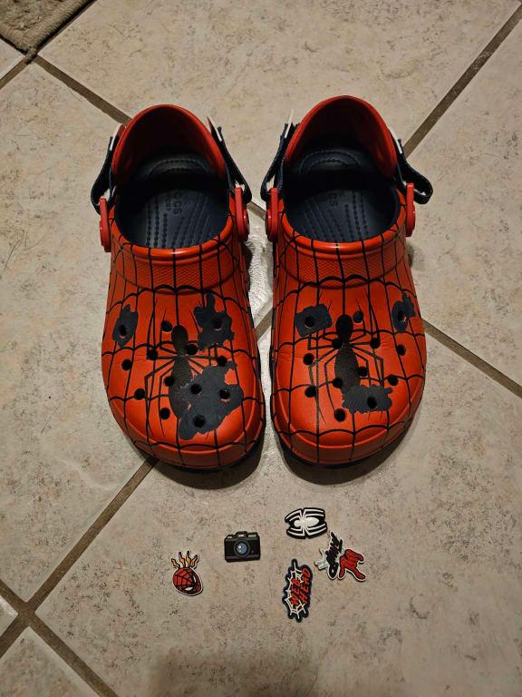 Crocs Little Kids Spider-Man All-Terrain Classic Clogs from Finish Line ...
