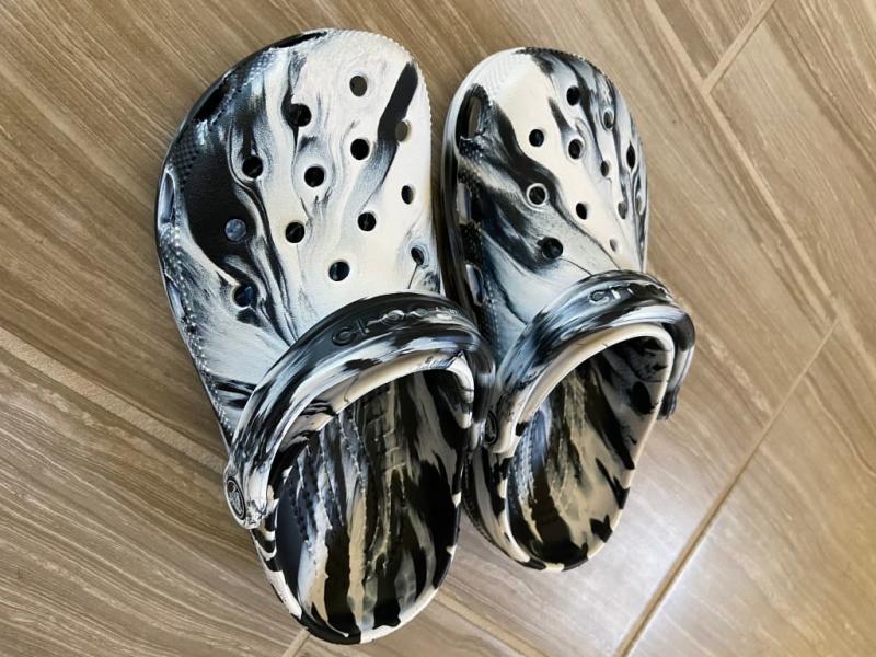 Crocs Classic Marbled Clog - Footwear