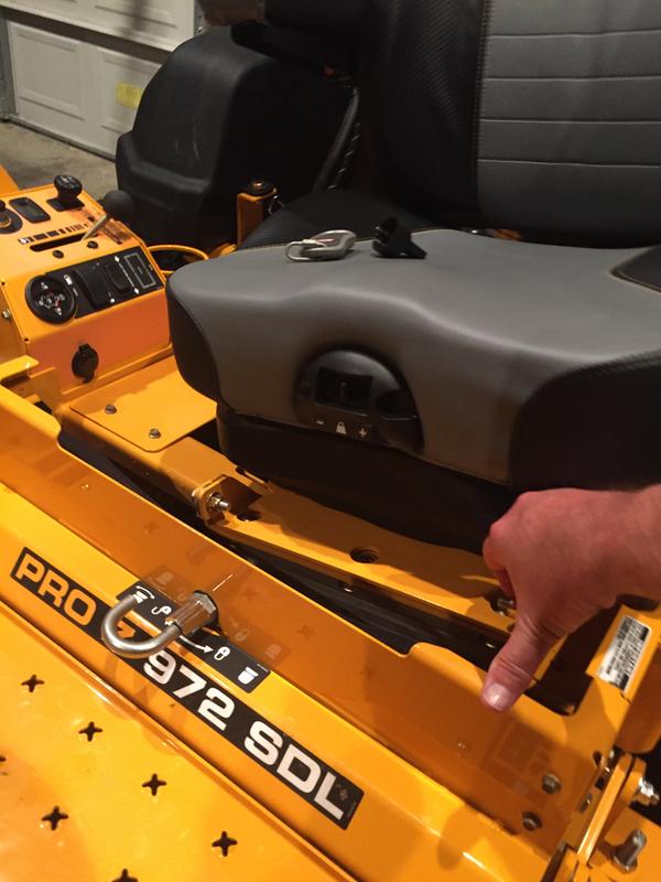 Commercial Zero Turn Slope Mower | Pro Z 972 SDL EFI Commercial Zero Turn Slope Mower | Pro Z 972 SDL EFI