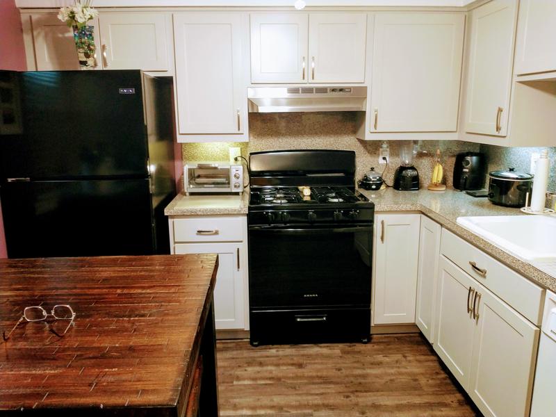 Amana 30-in 4 Burners 5.1-cu ft Freestanding Natural Gas Range (White ...