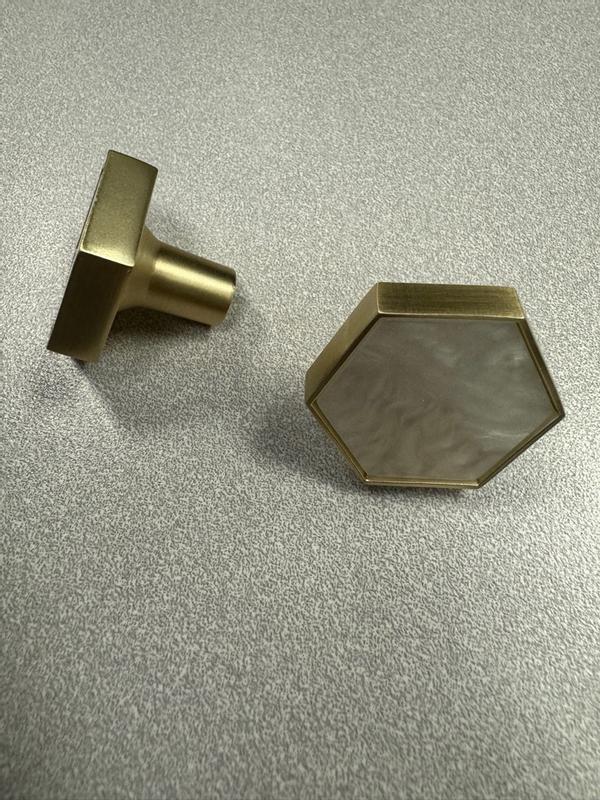 Amerock Accents 1-5/16-in Gold and Mother Of Pearl Hexagonal Contemporary Cabinet Knob (2-Pack ...