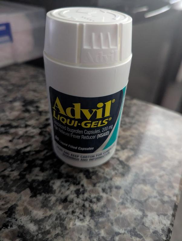 Advil Regular Strength Ibuprofen Pain Reliever Capsule (20-Count) in ...
