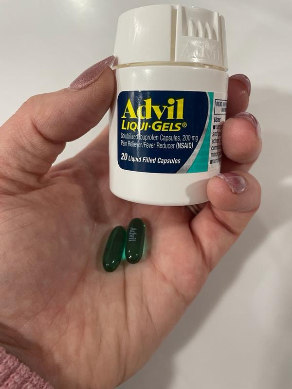Advil Regular Strength Ibuprofen Pain Reliever Capsule (20-Count) in ...