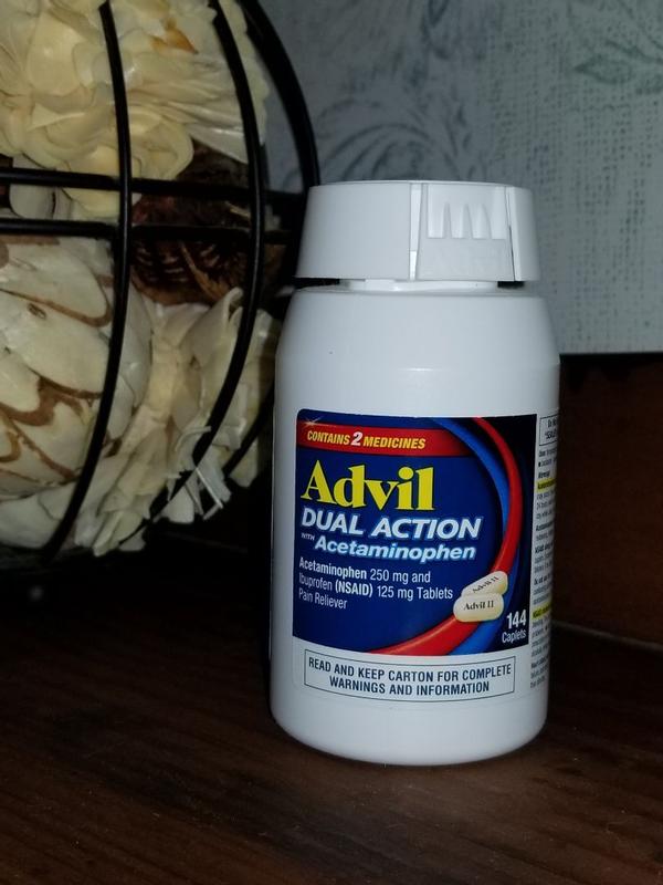 Advil Regular Strength Pain Reliever/Fever Reducer Caplet (18-Count) in ...