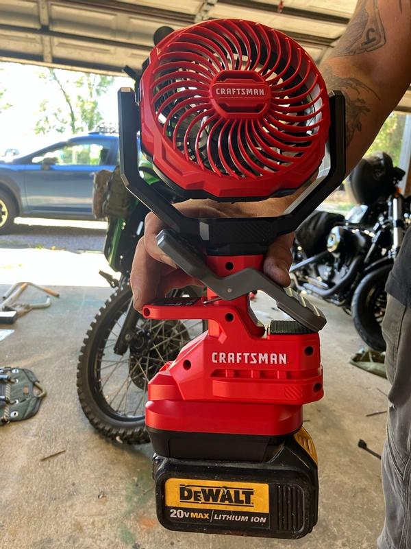 CRAFTSMAN 4-in 20 -Volt Indoor Red and black Desk Fan in the Portable ...