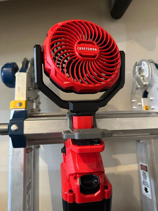 CRAFTSMAN 4-in 20 -Volt Indoor Red and black Desk Fan in the Portable ...