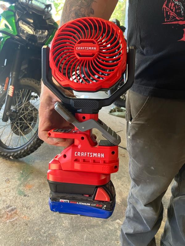 CRAFTSMAN 4-in 20 -Volt Indoor Red and black Desk Fan in the Portable ...