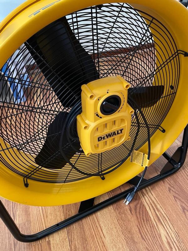 DEWALT 24-in 120-Volt High Velocity Indoor/Outdoor Yellow Industrial ...