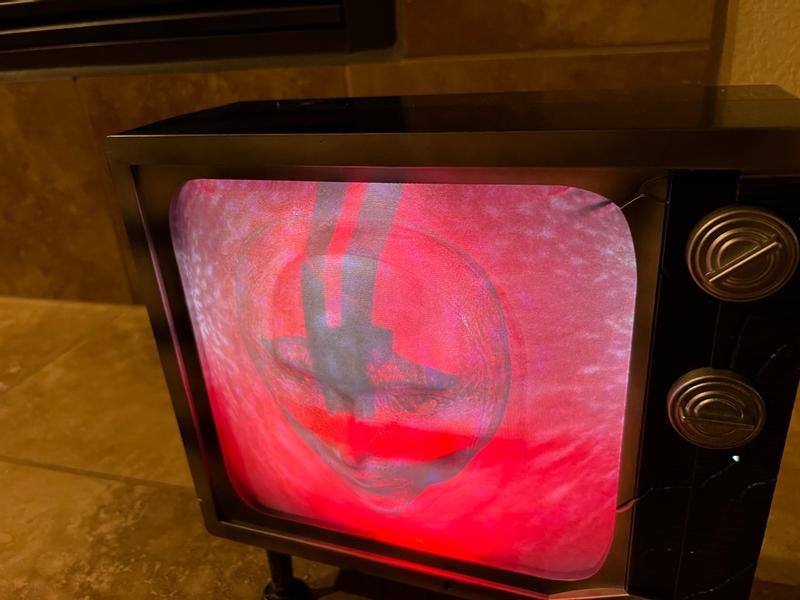 Haunted Hill Farm Haunted TV by Tekky, Premium Halloween Animatronic at ...
