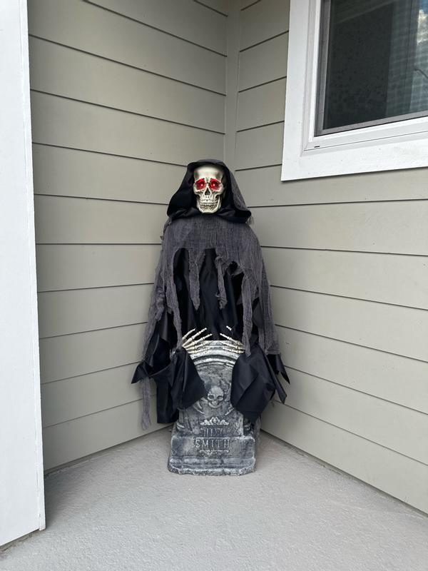 Haunted Hill Farm 3-ft Freestanding Talking Lighted Life-Size Reaper ...