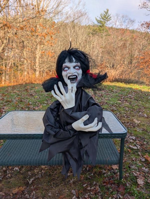 Haunted Hill Farm Hanging Animatronic Demon Girl Halloween Decoration ...