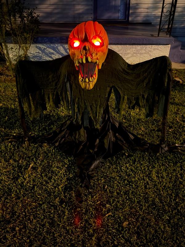 Haunted Hill Farm 4.5-ft Freestanding Motion Activated Lighted Life ...