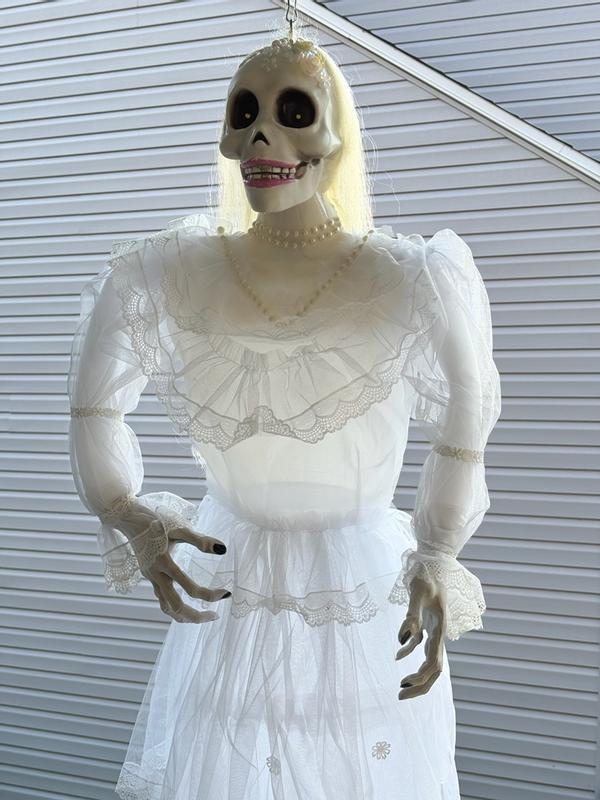 Haunted Hill Farm 5-ft Freestanding Talking Lighted Life-Size Corpse ...