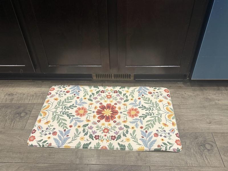 Apache Mills, Inc. 20-in x 41-in Multi Indoor Kitchen Mat in the Mats ...