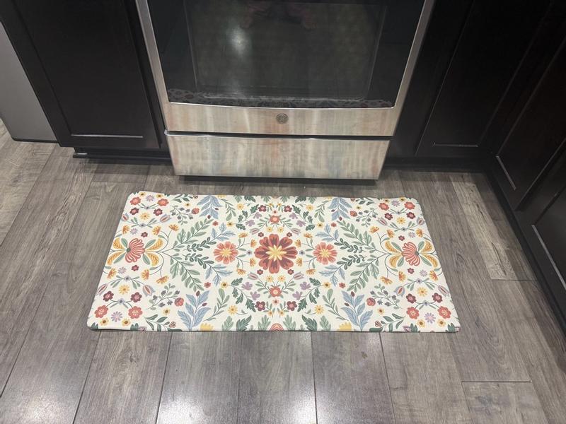 Apache Mills, Inc. 20-in x 41-in Multi Indoor Kitchen Mat in the Mats ...