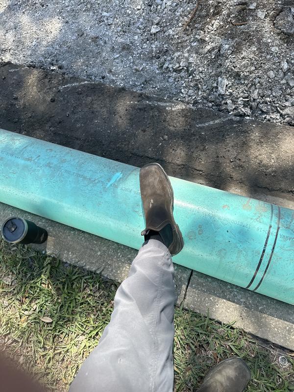 Ariat Men's Groundbreaker Chelsea Wide Square Toe Waterproof Steel Toe ...